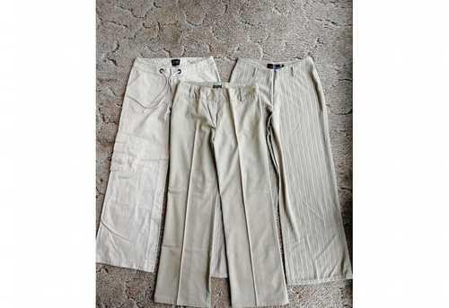 Светлые женские брюки р-р 44