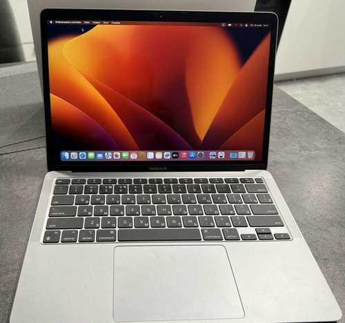 Apple macbook air 13 2020 m1 8/256gb