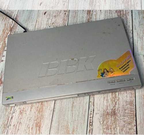 Dvd плеер BBK dv313sl