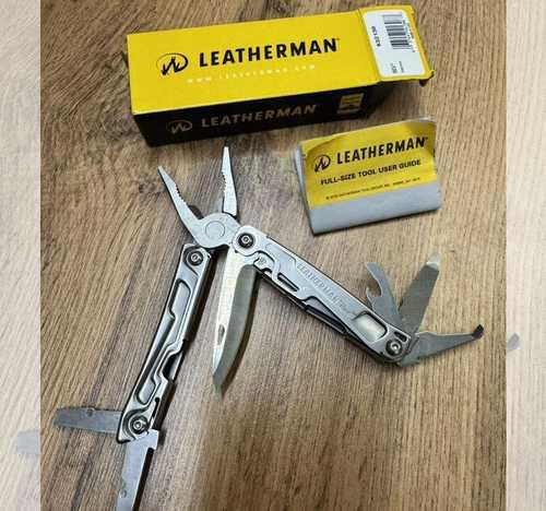 Продам мультитул Leatherman Rev