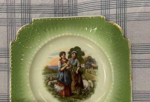 Фарфоровая декоративная тарелка Гарднеръ