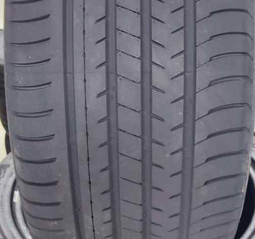 Doublestar DSU02 215/55 R17 98W