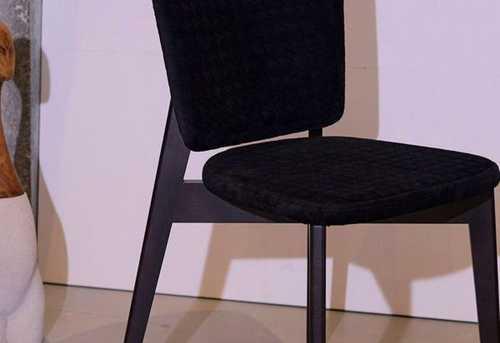 Классический стул для гостиной Clip
