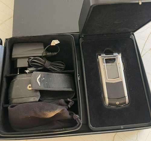 Vertu Constellation Ayxta