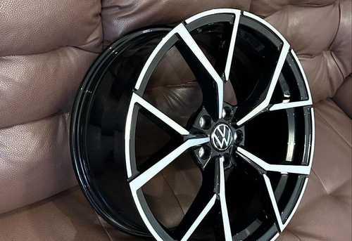 Диски кованые на Volkswagen Touareg r21 r22
