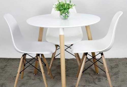Кухонный стол + 3 стула Eames