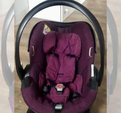 Детское автокресло Stokke