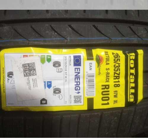 Rotalla Setula S-Race RU01 265/35 R18 97W