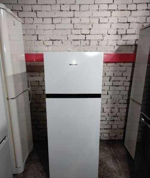 Холодильник Hisense rt267d4aw1