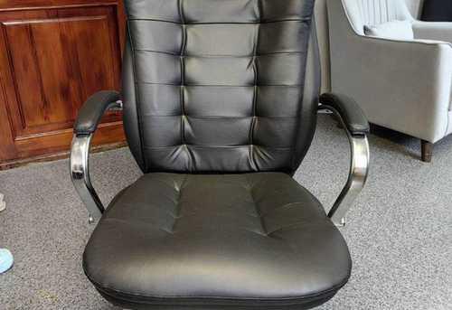 Офисные кожаные кресла Linkoln