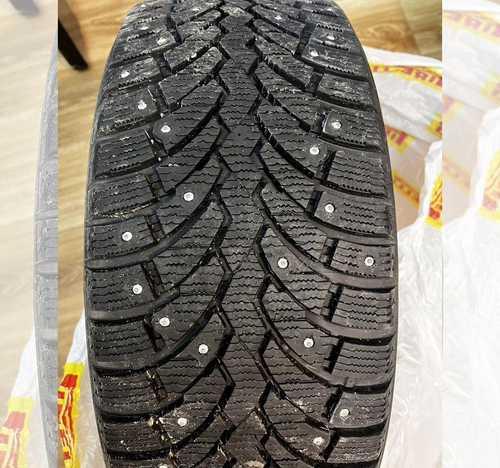 Formula Ice 215/50 R17 95T