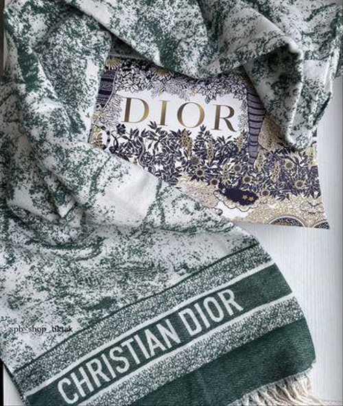 Палантин Dior зеленый