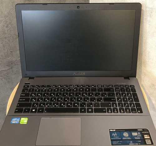 Ноутбук asus X550C