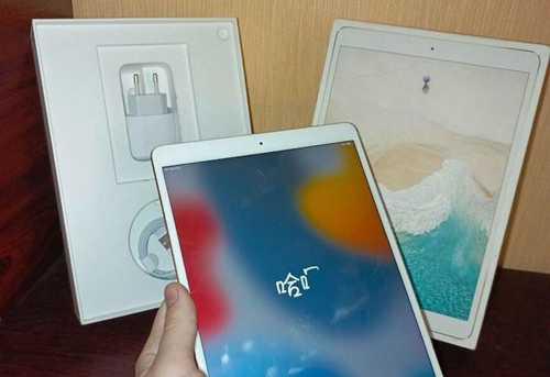 Apple iPad Pro 10.5 Wi-Fi + Cellular