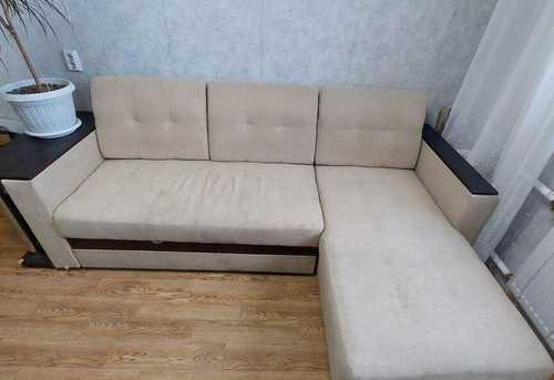 Угловой раскладной диван бу 240 см