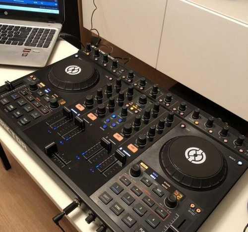 Dj контроллер traktor s4