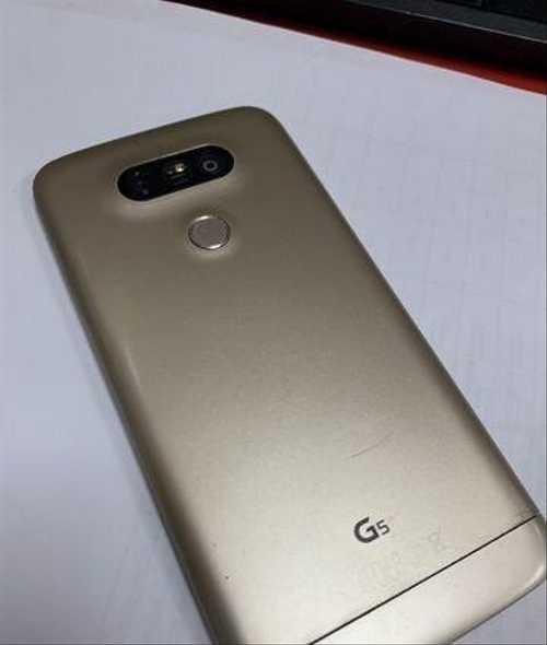 Мобильный телефон LG G5