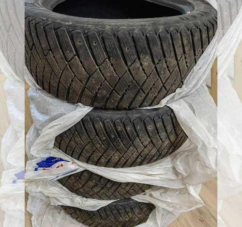 Goodyear Ultragrip Ice Arctic 205/55 R16