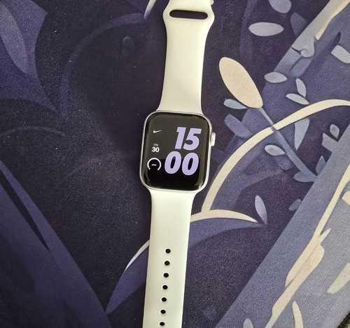 Смарт часы apple watch se 2023, 44 мм