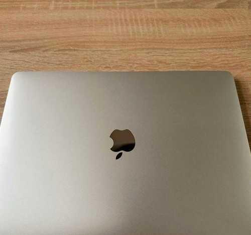 Apple macbook pro 13 2019