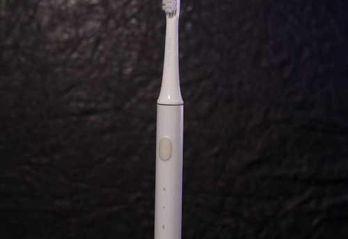 Электрическая зубная щетка xiaomi T100
