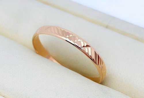 Золотое кольцо 585пр. вес: 1,87гр. размер: 21,7