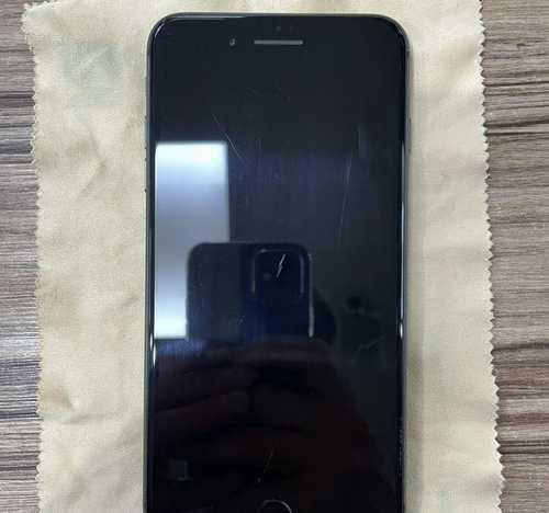 iPhone 8 Plus, 64 ГБ