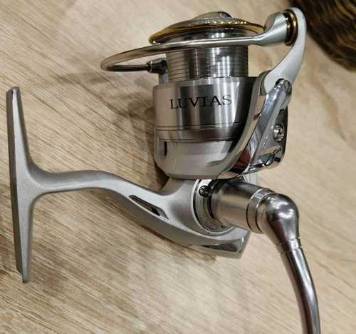 Катушка Daiwa Luvias 07 2500R