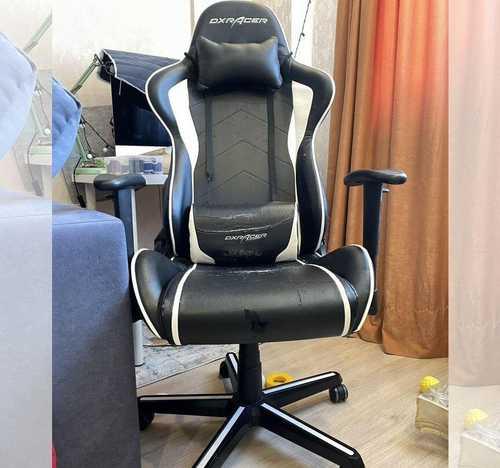 Компьютерное игровое кресло DXRacer OH/P08/NW