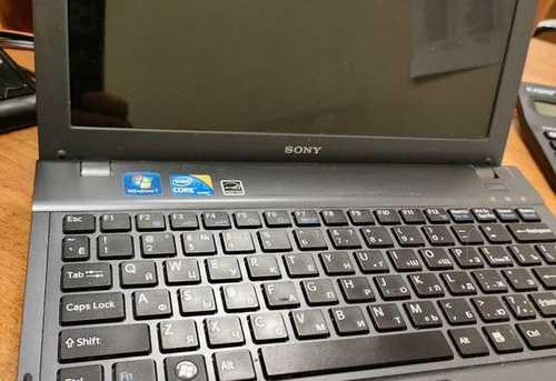 Ноутбук Sony Vaio i3