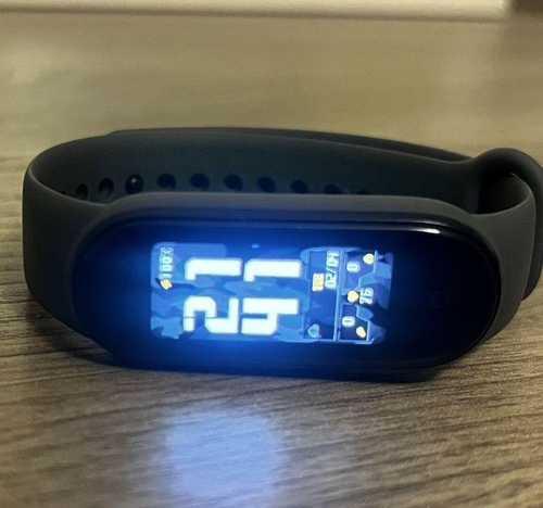 Фитнес браслет Xiaomi Mi Band 5