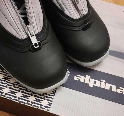 Лыжные ботинки 38 alpina