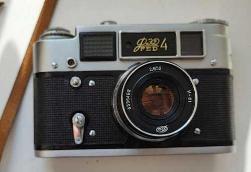 Плёночный фотоаппарат фэд-4