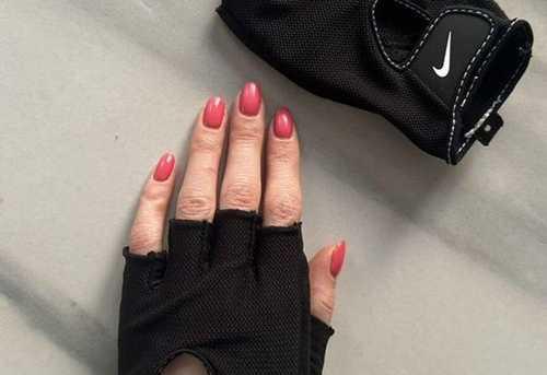 Перчатки Nike размер S