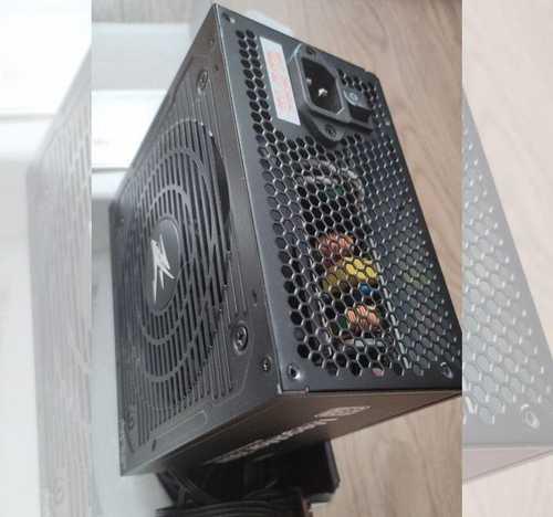 Блок питания Zalman MegaMax 700W