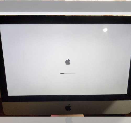 iMac (21.5-inch, MID 2011