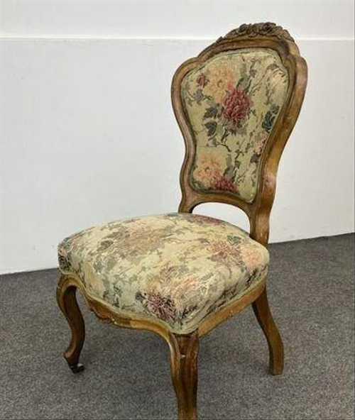 Антикварный стул рококо