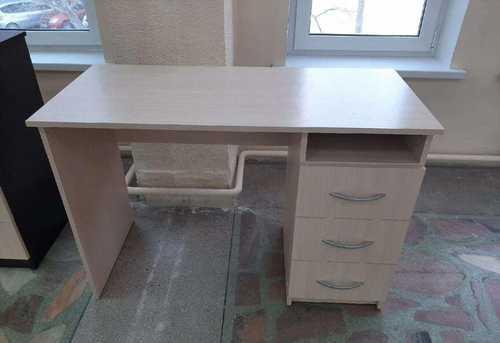 Письменный стол (новый)