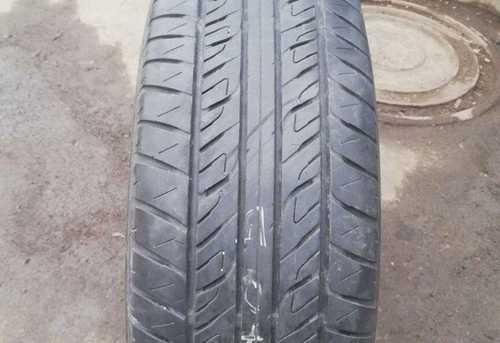 Dunlop Grandtrek PT2 215/70 R15