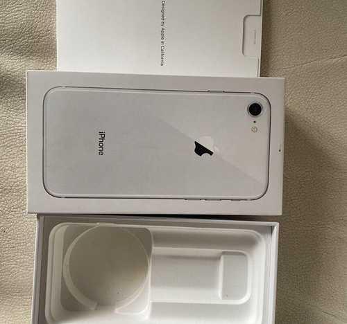 Коробка от iPhone 8