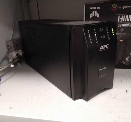 Ибп APC Smart-UPS 1500 С АКБ