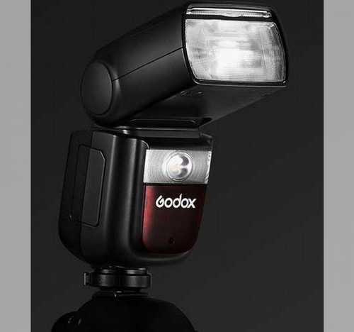 Вспышка накамерная Godox Ving V860iiic TTL для Can