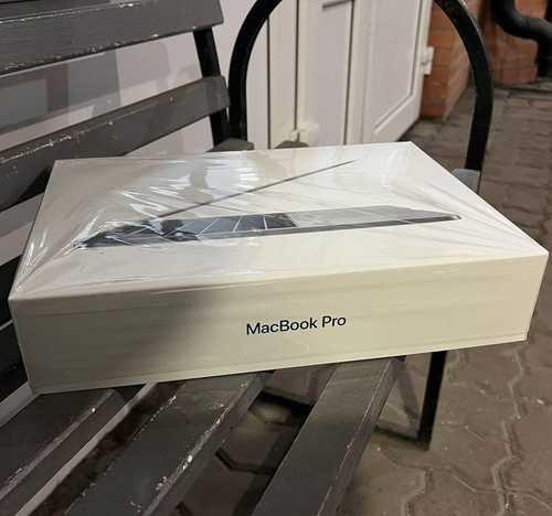 Macbook pro 13 2017 256gb