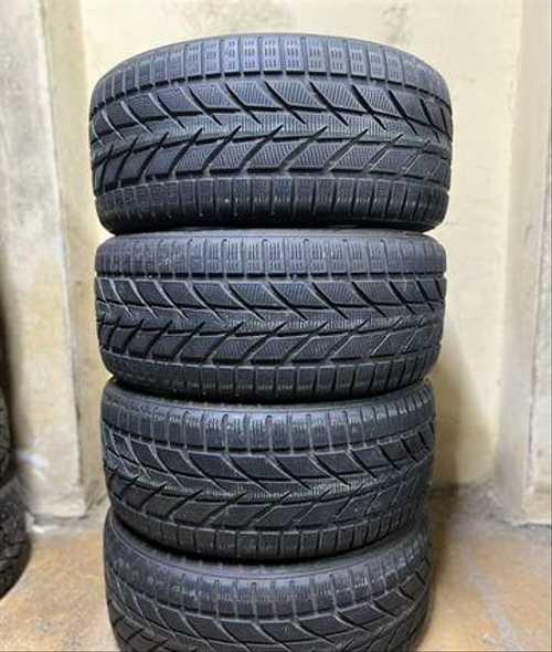 Toyo Snowprox S953 245/40 R18