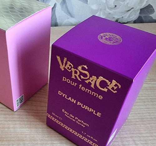 Коробки пустые от духов Versace