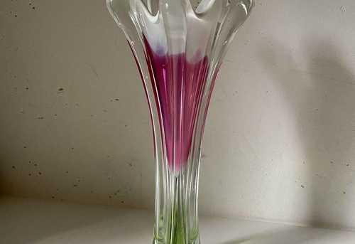 Винтажная ваза розово-зеленая гутное стекло Чехия