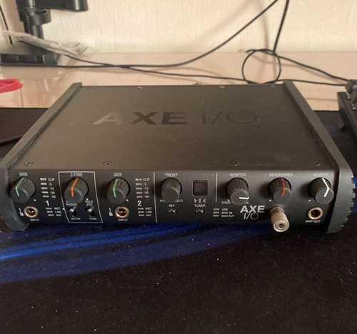 Ik multimedia axe i/o