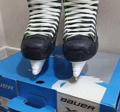 Хоккейные коньки Bauer XLS