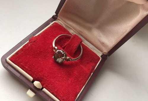 Серебряное кольцо 875 с топазом СССР