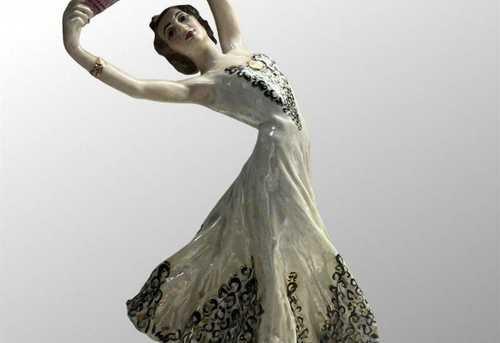 Статуэтка Балерина с веером лзфи